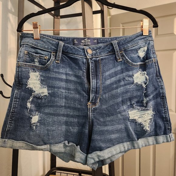 Hollister | Shorts | Curvy High Rise Short 3 | Poshmark